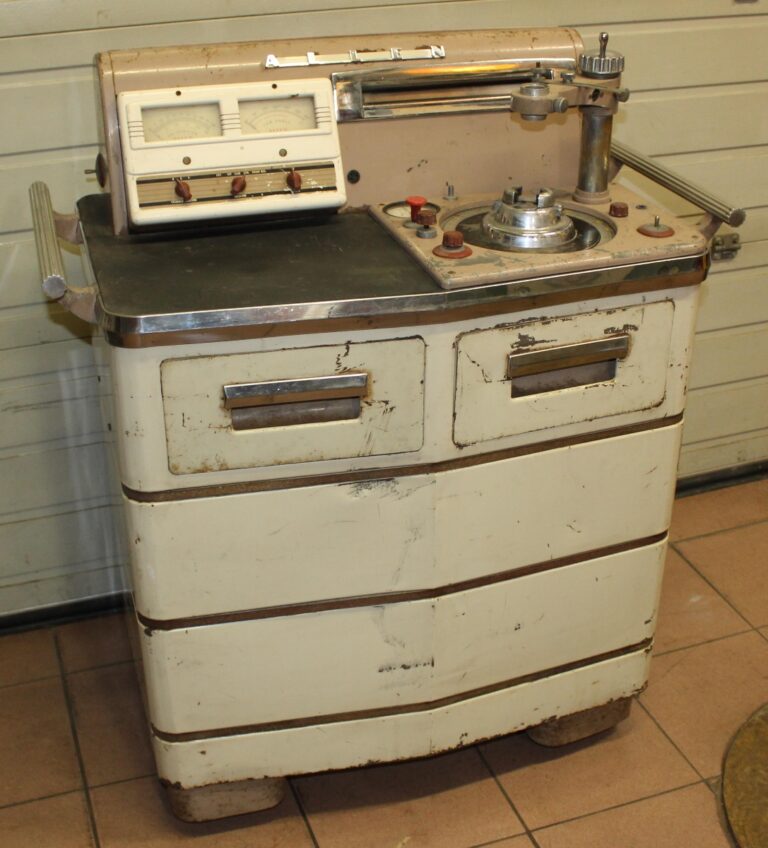 Willkommen bei The Fifties Corner - Allen Distributor Tester USA